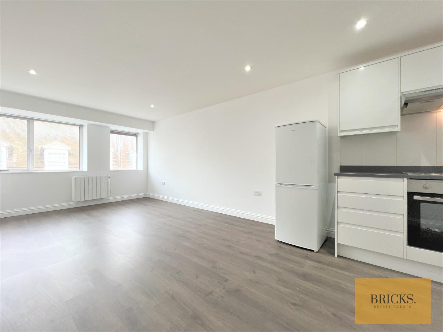 74a High Street, Watford - Bricks.